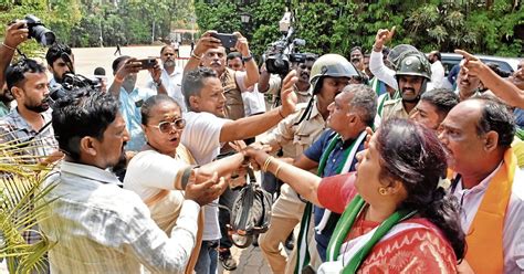 Kumaraswamy Sees Dk Shivakumars Role In Leaking Of Revanna Sex Videos