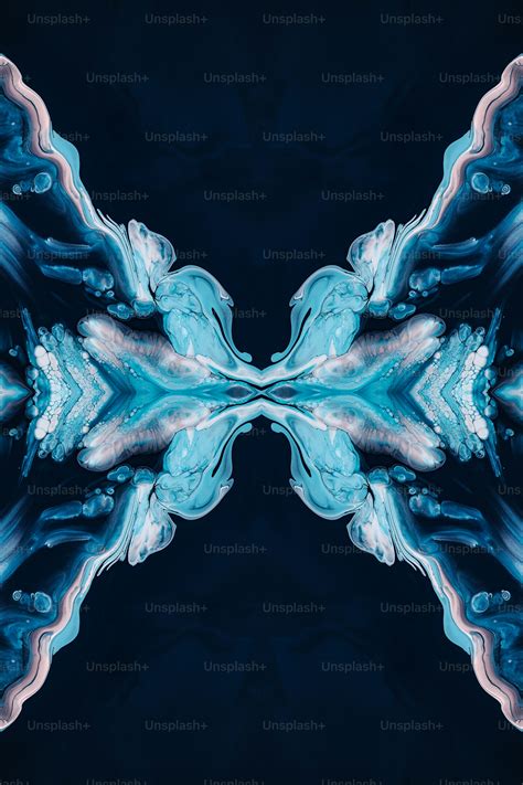 파란색과 흰색 모양의 추상적인 이미지 사진 Unsplash의 벽지 이미지