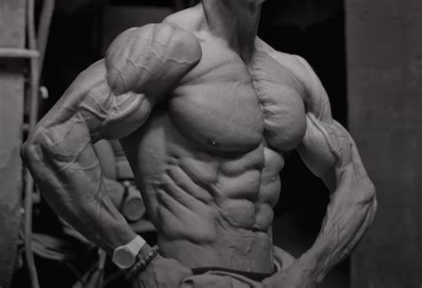 11 인클라인 바벨 벤치 프레스 Inclined Barbell Bench Press