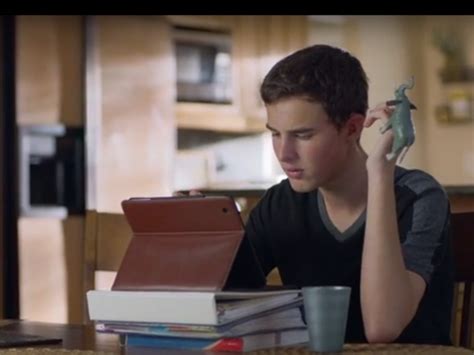 Apple S New Tear Jerking Ad Shows An Autistic Boy Using An Ipad To