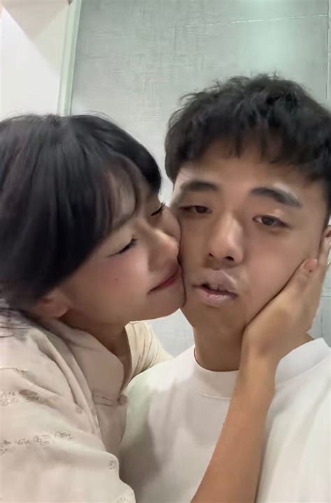 終於交上男友啦～