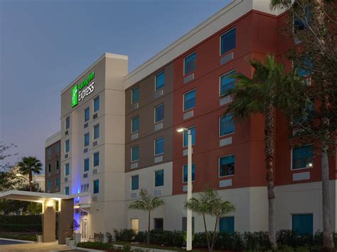 Ft Lauderdale Airport Hotels Holiday Inn Express And Suites Ft