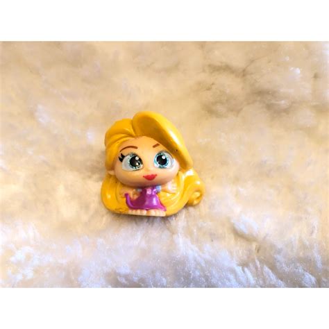 โมเดลราพันเซล Rapunzel ปาสคาล Pascal Tsumtsum ซูมๆ ราพันเซลตาหวาน