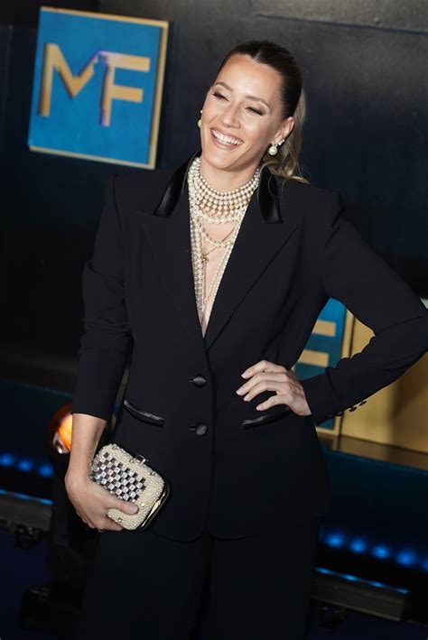 Los Mejores Looks De La Alfombra Azul De Los Martín Fierro Todas Las Fotos