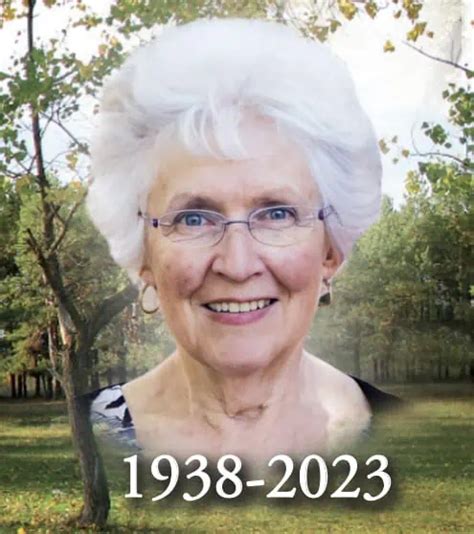 Mme Lucie Gratton Née Gélinas Jj Cardinal Résidence Funéraire Funeral Home