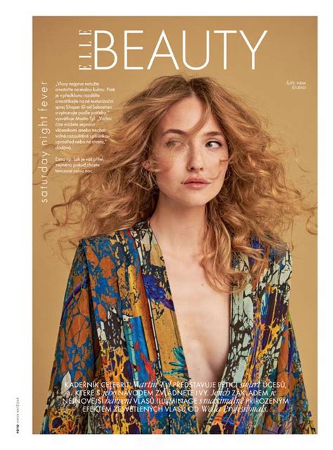 Direct Booking Woman Model Barbora Elegance Model