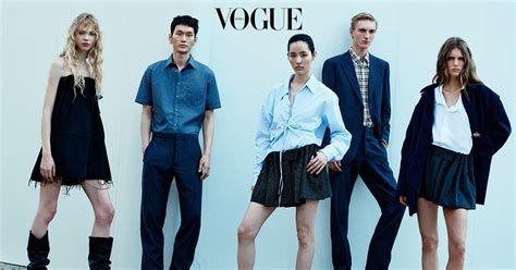 Vivienne Westwood South Korea 배우 설인아 가 Kbs2 해피투게더4에서 착용한 원피스는 ⠀ 비비안웨스트우드 19aw 제품입니다 ⠀