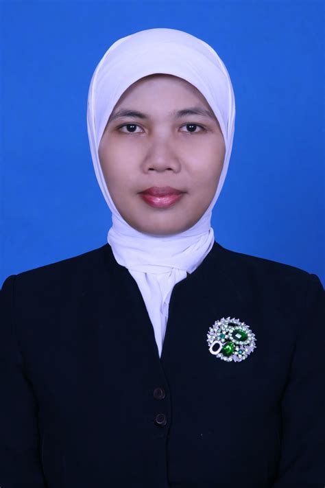 Profil Dr Eni Budiyati Universitas Muhammadiyah Surakarta