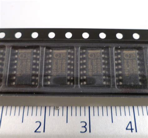 Genuine Philips Hef40106bt Hex Inverting Schmitt Trigger So14 Om0215 Rich Electronics