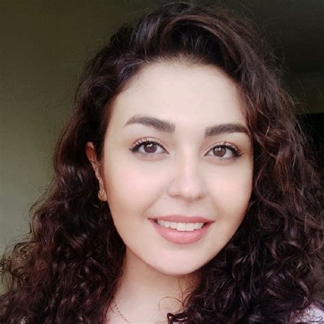 Zahra Asgari Sales And Marketing Specialist Faragamara Linkedin