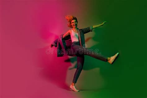 Cyber Sex Virtual Sexual Activity Man Touch Virtual Breasts Explore