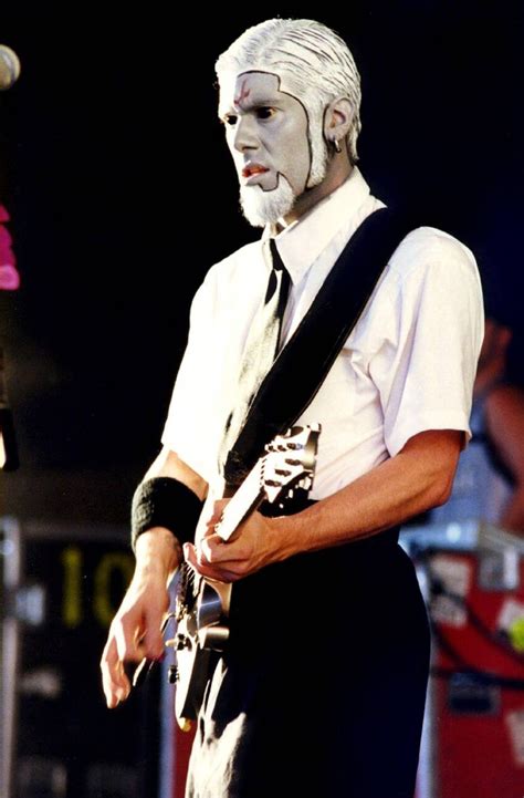 Pin By Amy Southworth On Wes Borland Limp Bizkit Hottest Babes Nu Metal