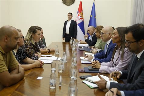 Милош Вучевић Разговарао сам данас са родитељима деце са