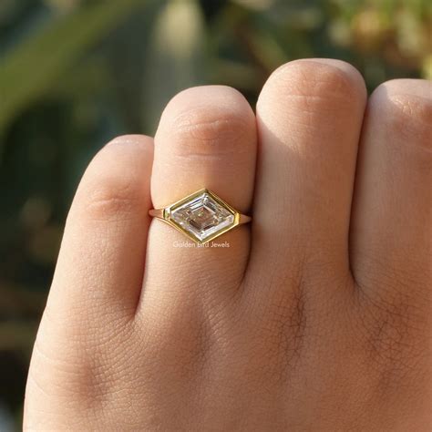 Lozenge Cut Moissanite Bezel Set Ring