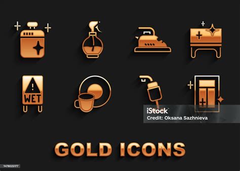 설거지 깨끗한 테이블 창문 청소 서비스 진공 청소기 젖은 바닥 전기 다리미 요리 냄비 및 물 스프레이 병 아이콘을 설정합니다 벡터 금 금속에 대한 스톡 벡터 아트 및 기타