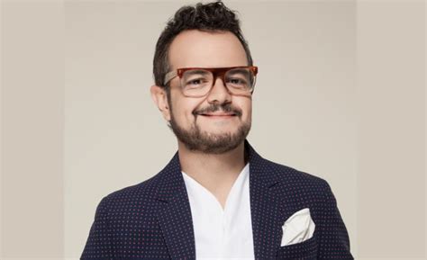 Aleks Syntek Teletonusa Mexican Singer Joins All Star Cast With Song ‘corazón Con Gente