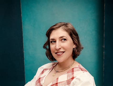 Scollatura Mayim Bialik Neuroscientist And The Big Bang Theory”
