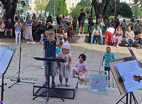 ПРОГРАМА за празника на Русе Arena Media