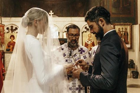 თამთა შედანიამ ჯვარი დაიწერა კადრები ჯვრისწერიდან და საქორწინო ცერემონიიდან მშობლები