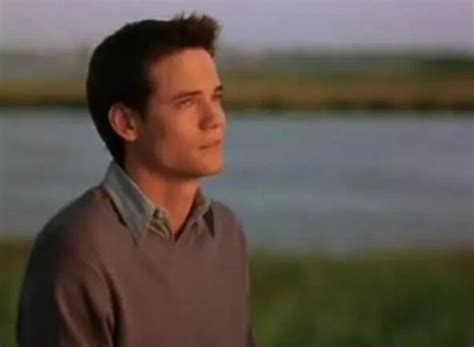 А я не забуду как нежно любили как время с тобой мы вдвоём проводили Смотреть онлайн в