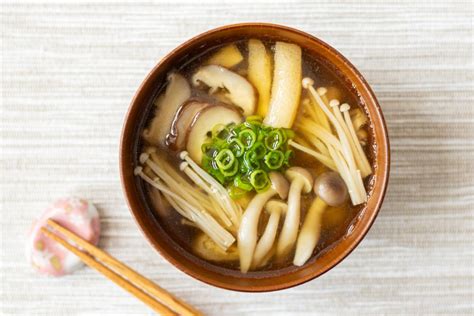 Kinoko Jiru Japanese Mushroom Soup Umami Pot