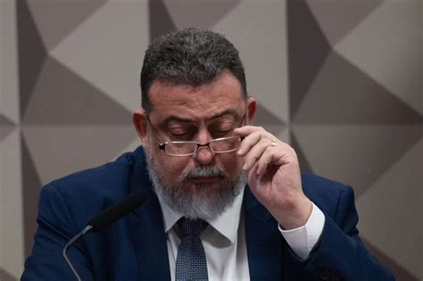 “os Fatos Falam Por Si Houve Falha” Diz Ex Diretor Da Abin Sobre 81