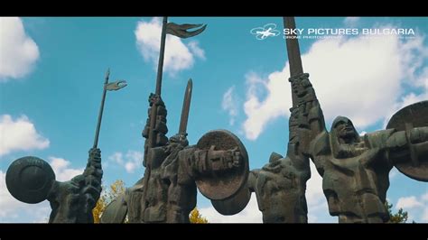 Паметникът на хан Аспарух в Добрич Youtube