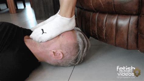 She Rubs Her Sweaty Socks On His Face Miss Lilly 640p Wmv