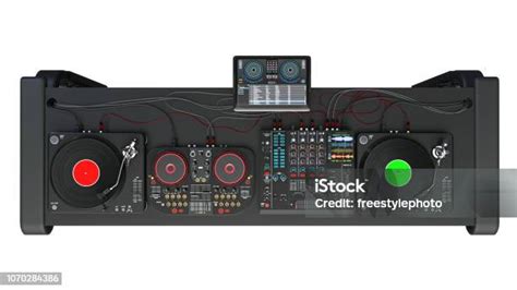 Dj 턴테이블 사운드 믹서와 함께 서 서와 오디오 장비 흰색 배경에 고립 된 디스크 자키 음악 악기를 녹음 평면도 3d 렌더링 3차원 형태에 대한 스톡 사진 및 기타 이미지