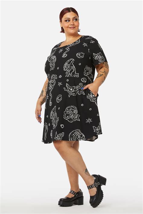 curve shadows dress dangerfield