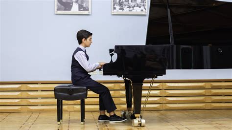 Արամ Խաչատրյան «Երաժշտական պատկեր Youtube