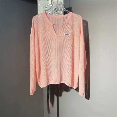 Футболка Женский Miu Miu розовый Длинный размер 44 Натуральный шелк Логотип облегающий