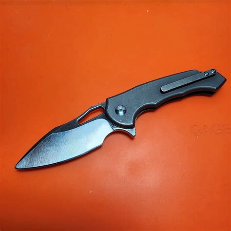 Bladebinge Ferrum Forge Falcon