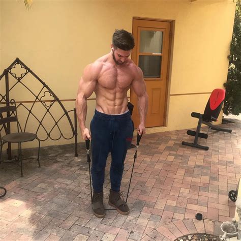 Muscle Muscle Muscle Adam Charlton Aka Adam400m 2