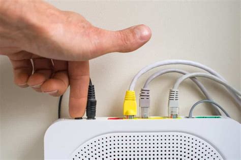 How To Reset Ubee Router Step By Step Guide Devicetests