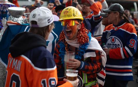 In Photos Oilers Fans Confidence Swelling As Team Drags Stanley Cup