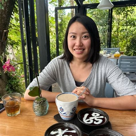 Missy Liu Missy Liu On Threads