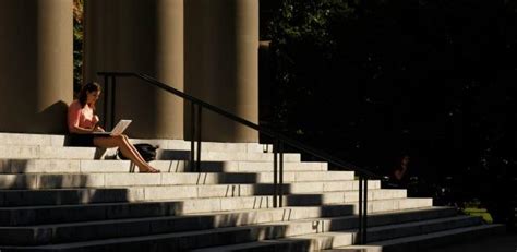 How Moocs Empower Lifelong Learning Benefits Impact And Future Trends Edtech Mate