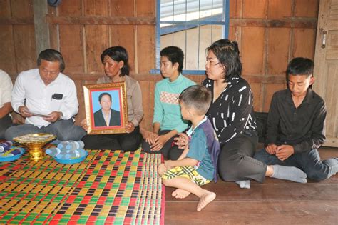 លោក ឈរ បៀងគង់ បានប្រគល់ថវិកា៦លានរៀលជូនក្រុមគ្រួសារនៃសពលោក អ៊ុង សុវណ្ណា