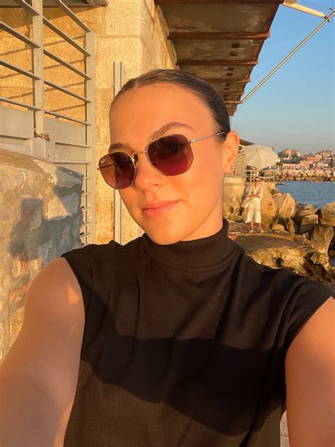 Gallery Lara Sta Vsco