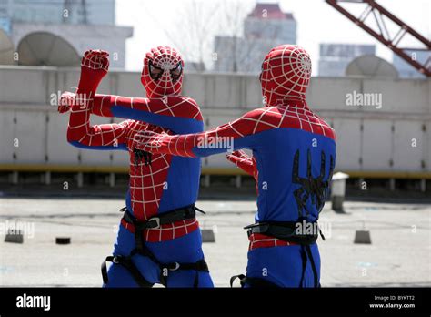 Chinese Spider Man Wows The Public Residents In Jilin City China Couldn T Believe Their Eyes