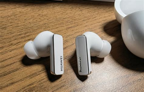 Xiaomi Buds 4 Pro Vs HUAWEI FreeBuds Pro 2 Two Hi Fi Earbuds Side By Side Xiaomiui Net