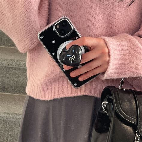 케이스크림 미니 리본 패턴 [맥세이프 젤하드 케이스] 아이폰 16 프로