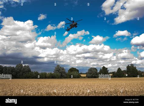 Apache Helicopter Army Air Corps Attack British Training Wattisham Boeing Ah 64d Wheat Fields