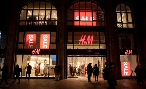 Därför försvinner gröna märkningar hos H M och Åhléns Sveriges Natur