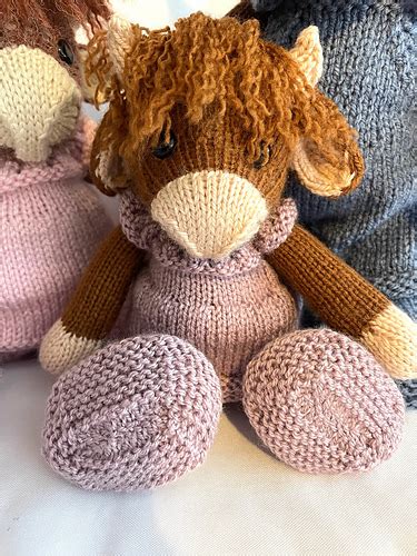 Ravelry Cowslip Pattern By Pat Alinejad