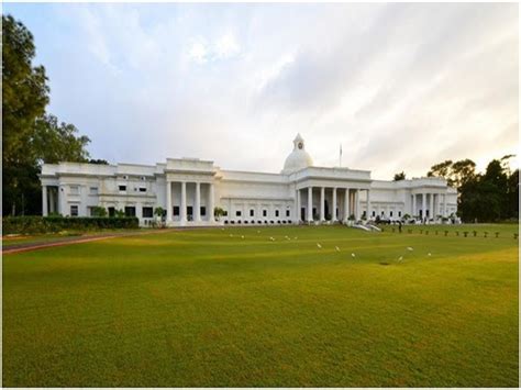 Iit Roorkee Launches Online Pg Certificate Programs On Data Science Ai And Mlops With