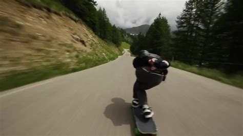 کلیپ اسکیت برد سواری خفن و هیجان انگیز