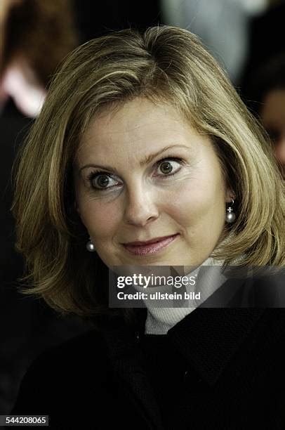 Licci Photos And Premium High Res Pictures Getty Images