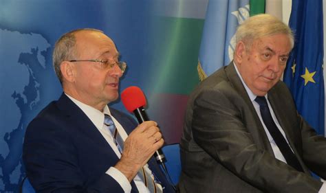 Четиринадесети курс за обучение на млади юристи по въпросите на арбитража БЪЛГАРСКА ТЪРГОВСКО